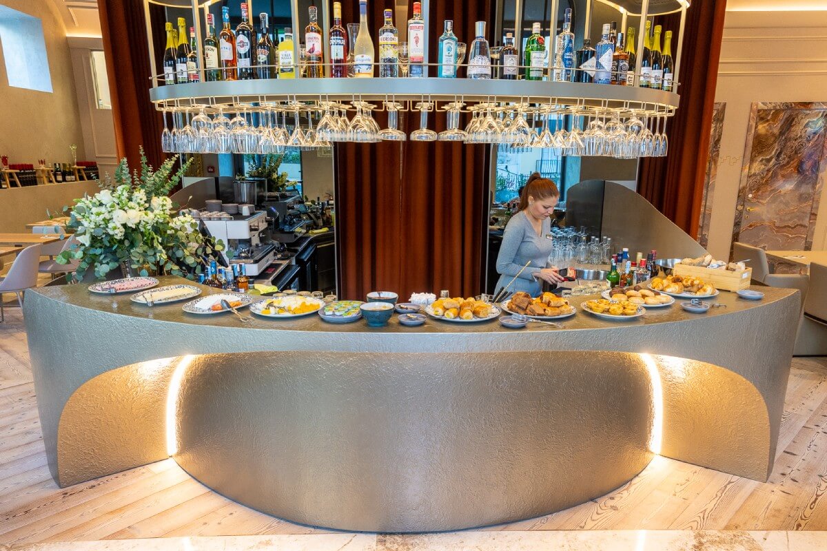 Restaurant & Bar | Dos Reis 4* by The Beautique Hotels